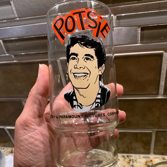 Happy Days | Dining | Vintage 977 The Fonz And Potsie Dr Pepper ...